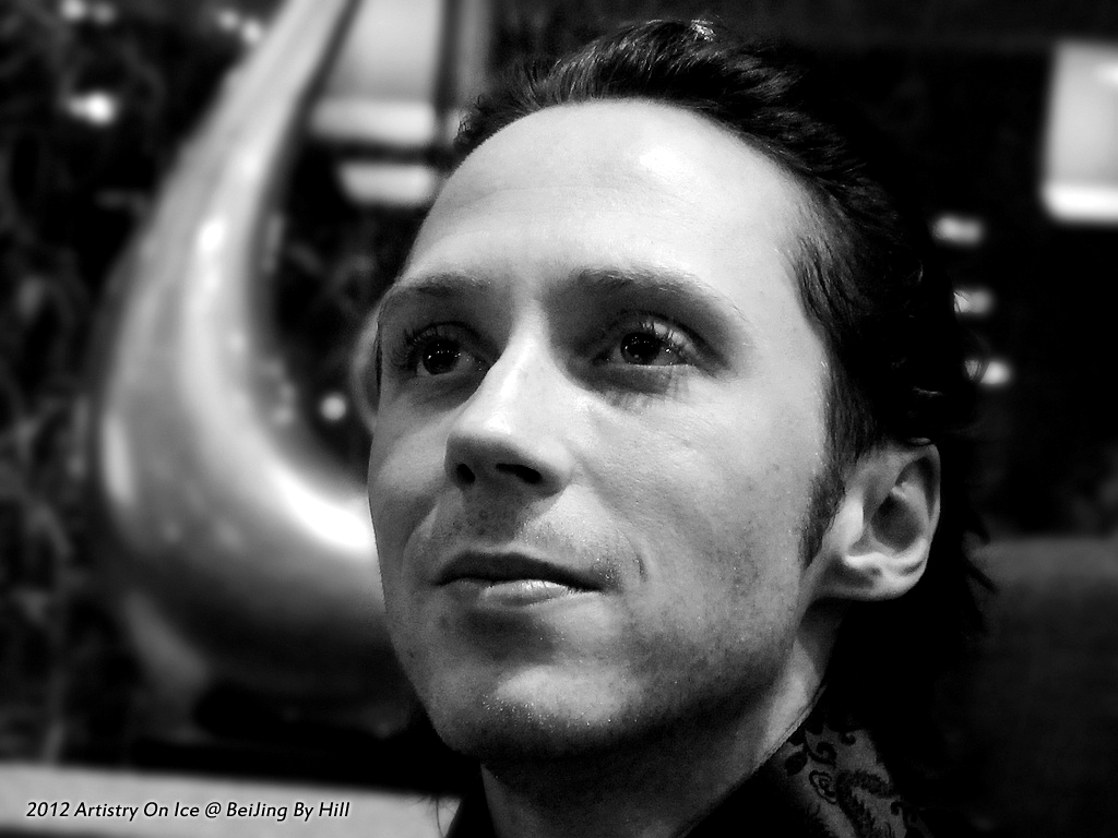 The Best of Binky's Johnny Weir Blog: Beijing Roundup!