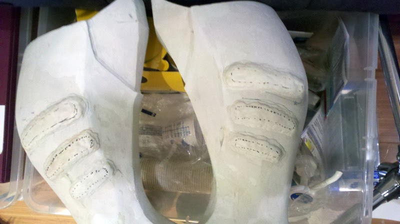 Drift Doctor: SC2 Spectre Cosplay: Legs 9