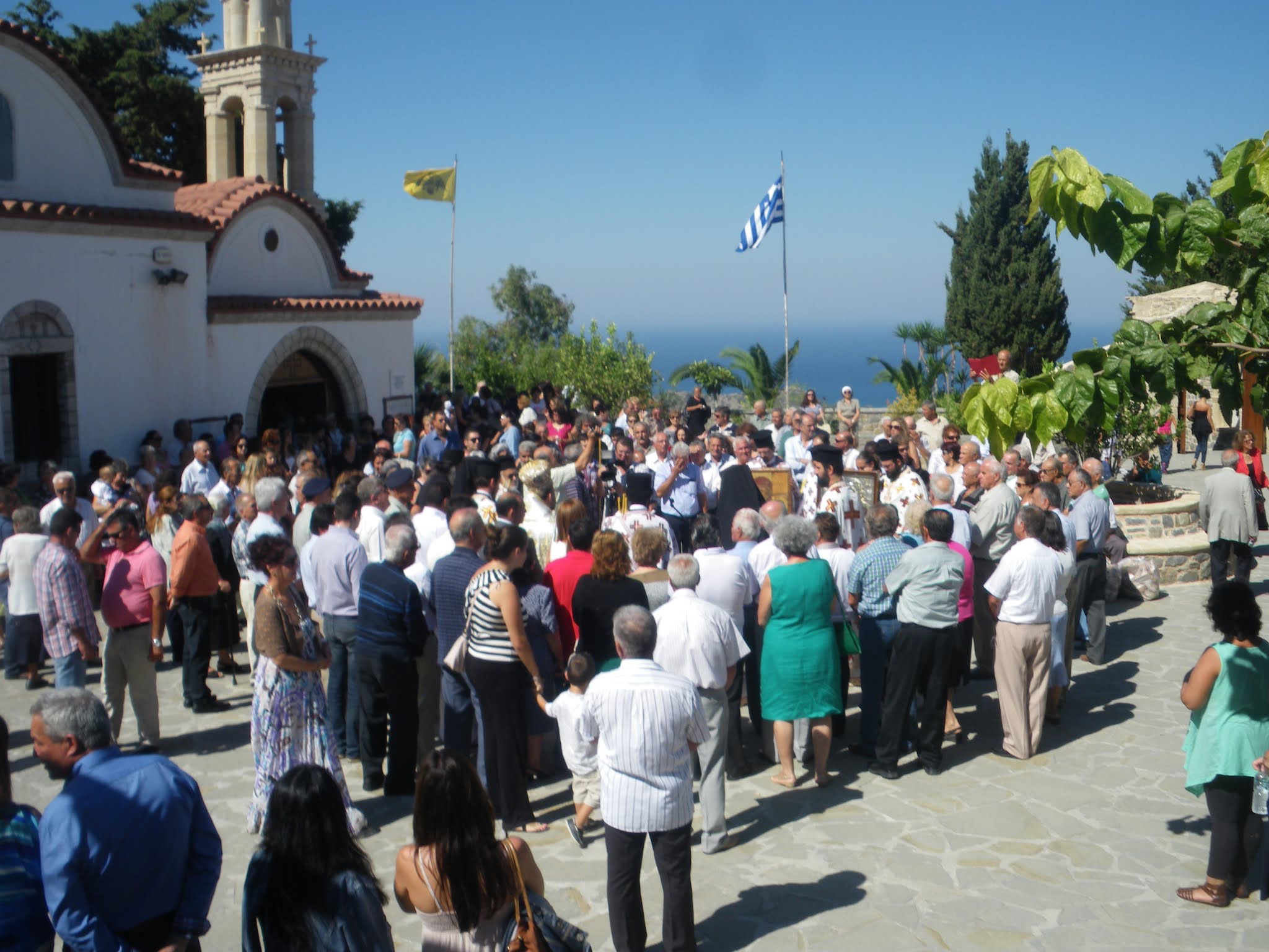ΜΕΣΑΝΑΓΡΟΣ ΡΟΔΟΥ: ΕΙΚΟΝΕΣ ΑΠΟ ΤΗ ΓΙΟΡΤΗ ΤΗΣ ΠΑΝΑΓΙΑΣ ΣΚΙΑΔΕΝΗΣ ΤΑ ...