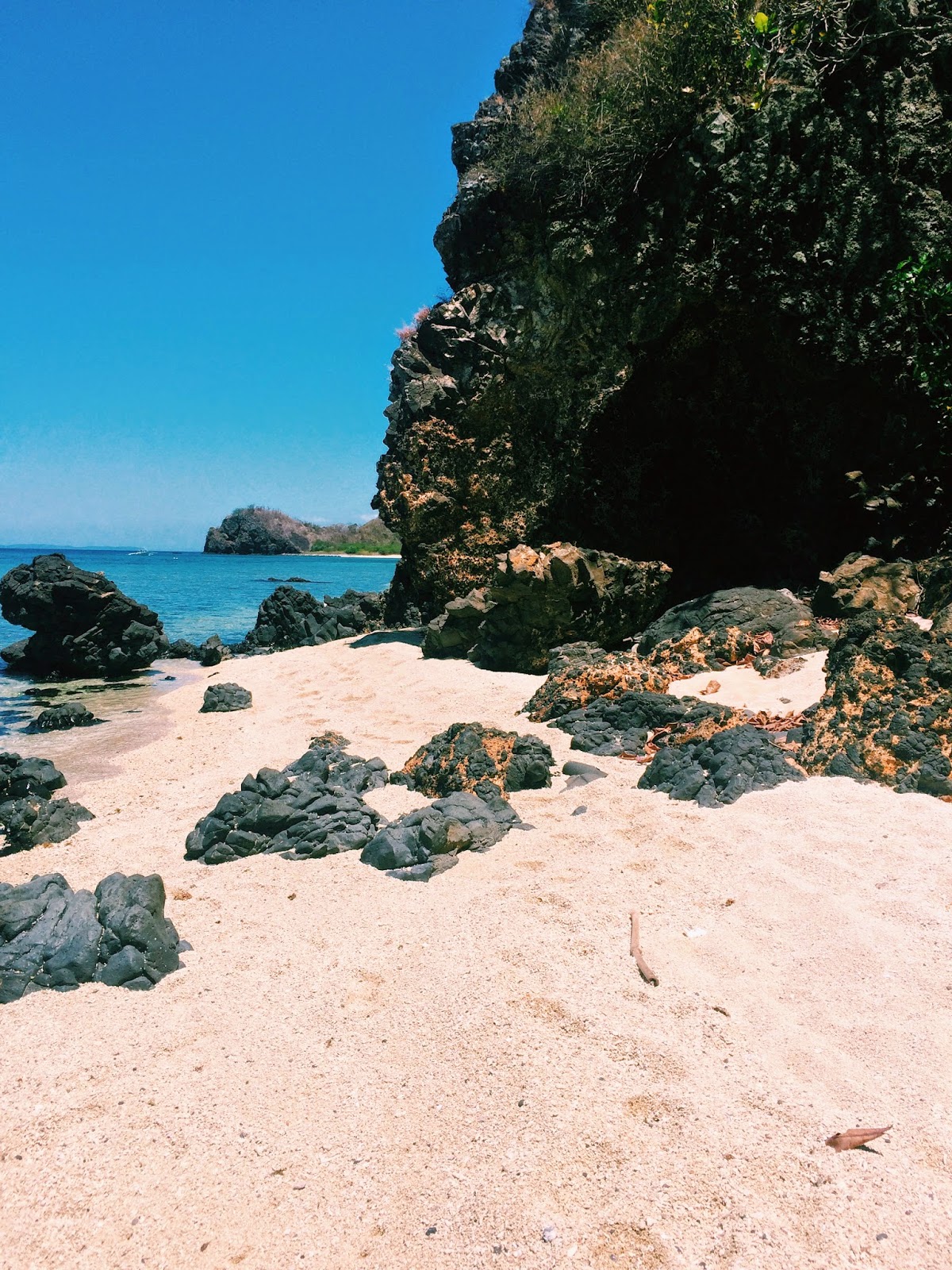 Maricaban Island: Hidden Gem of Tingloy | Skinniest Jean