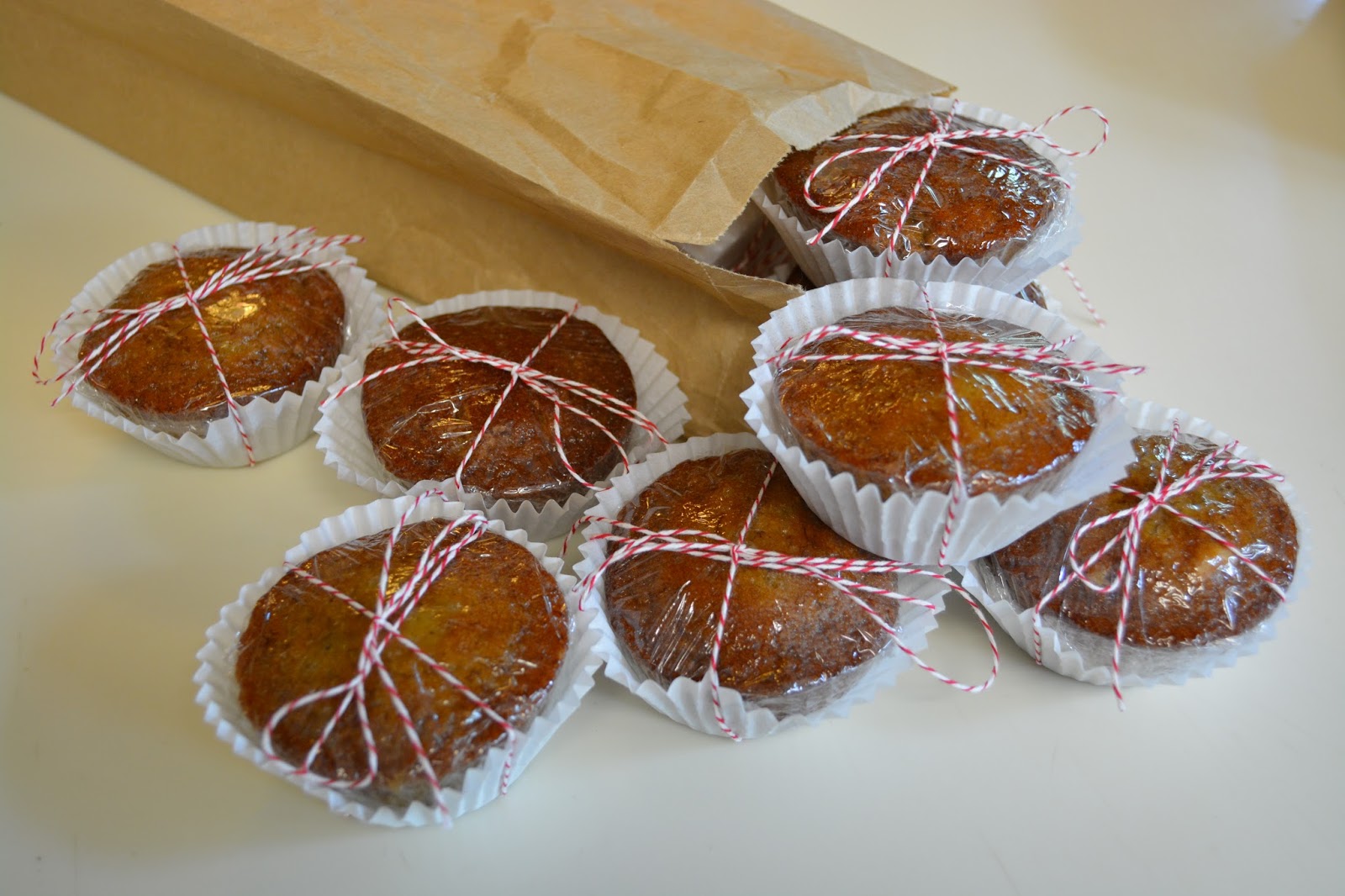 Classy Event Organizer: How to Wrap Baked Goods