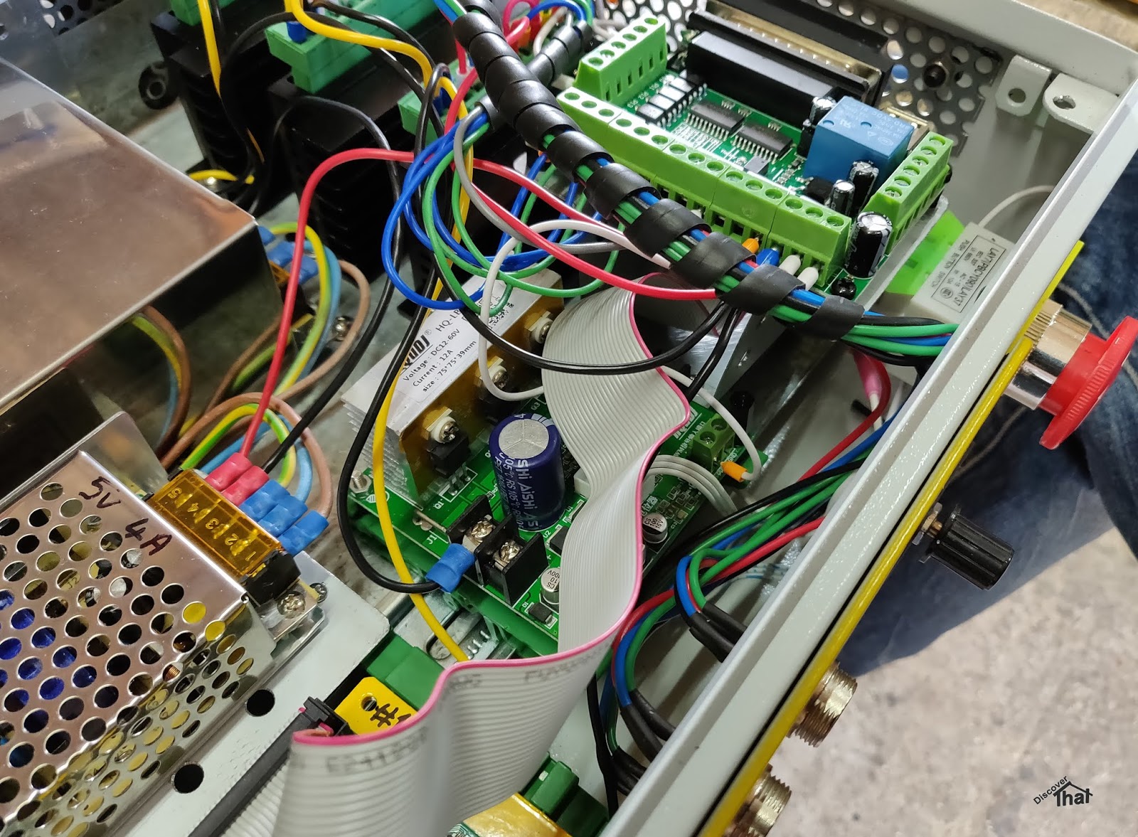 DiscoverThat - Journal: CNC controller enclosure - Shapecut part 3