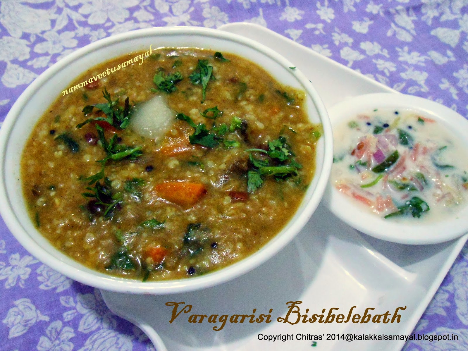 kalakkalsamayal: Coconut-Rice-with-Drumstick-Leaf