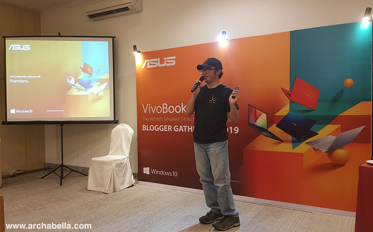 ASUS Vivobook Ultra A412, Ultrabook Terkecil Didunia Untuk Mobilitas Tinggi