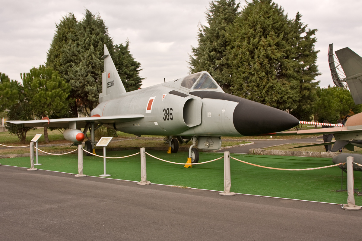 David Bladen's Aircraft Photos: Istanbul - Museum of Military Aviation ...