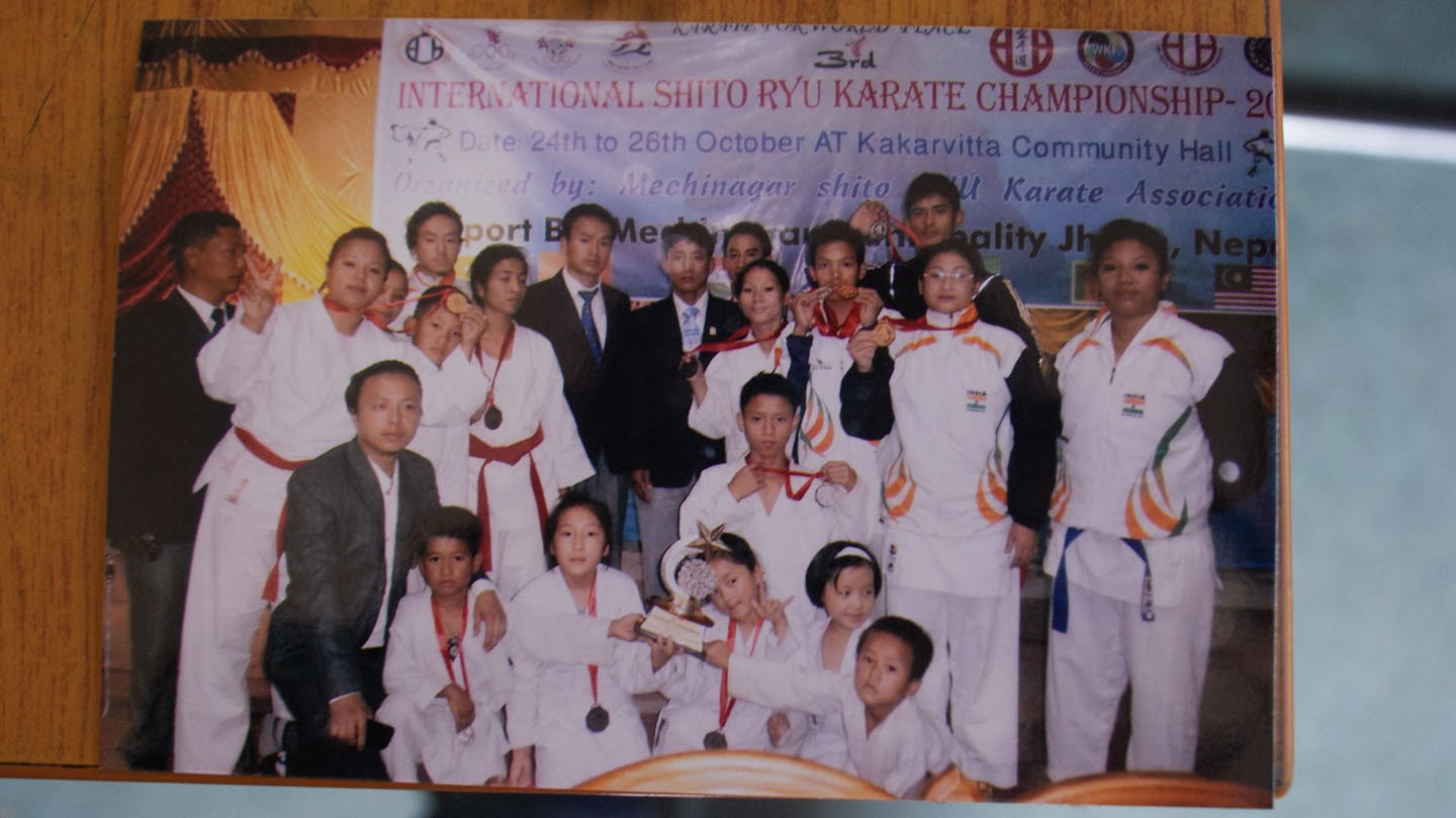 Sikkim NOW!: Sikkim Karatekas bag 16 medals at Nepal tourney