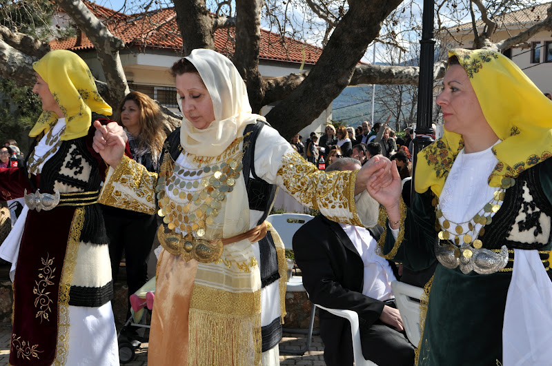 ΣΥΛΛΟΓΟΣ ΑΥΛΩΝΙΤΩΝ ''ΤΟ ΣΑΛΕΣΙ'': 02/20/12