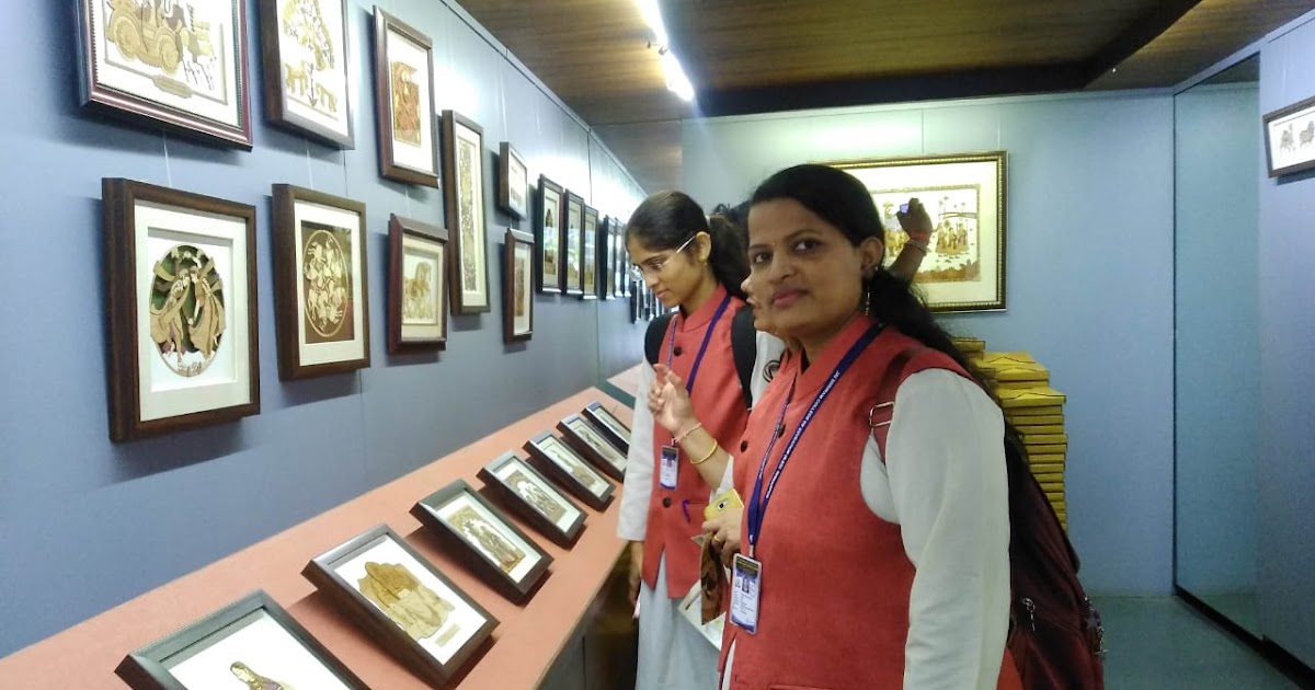 VISIT TO SRUJAN ART GALLARY