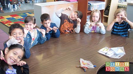 Teaching Phoneme Segmentation: Separating Sounds in Words (Freebies!)