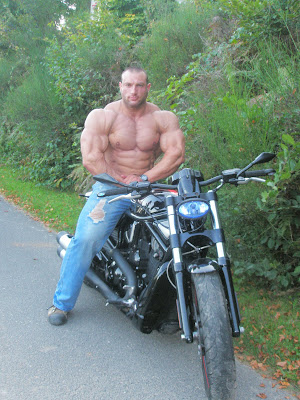 Muscle Lover: The hottest Czech bodybuilder