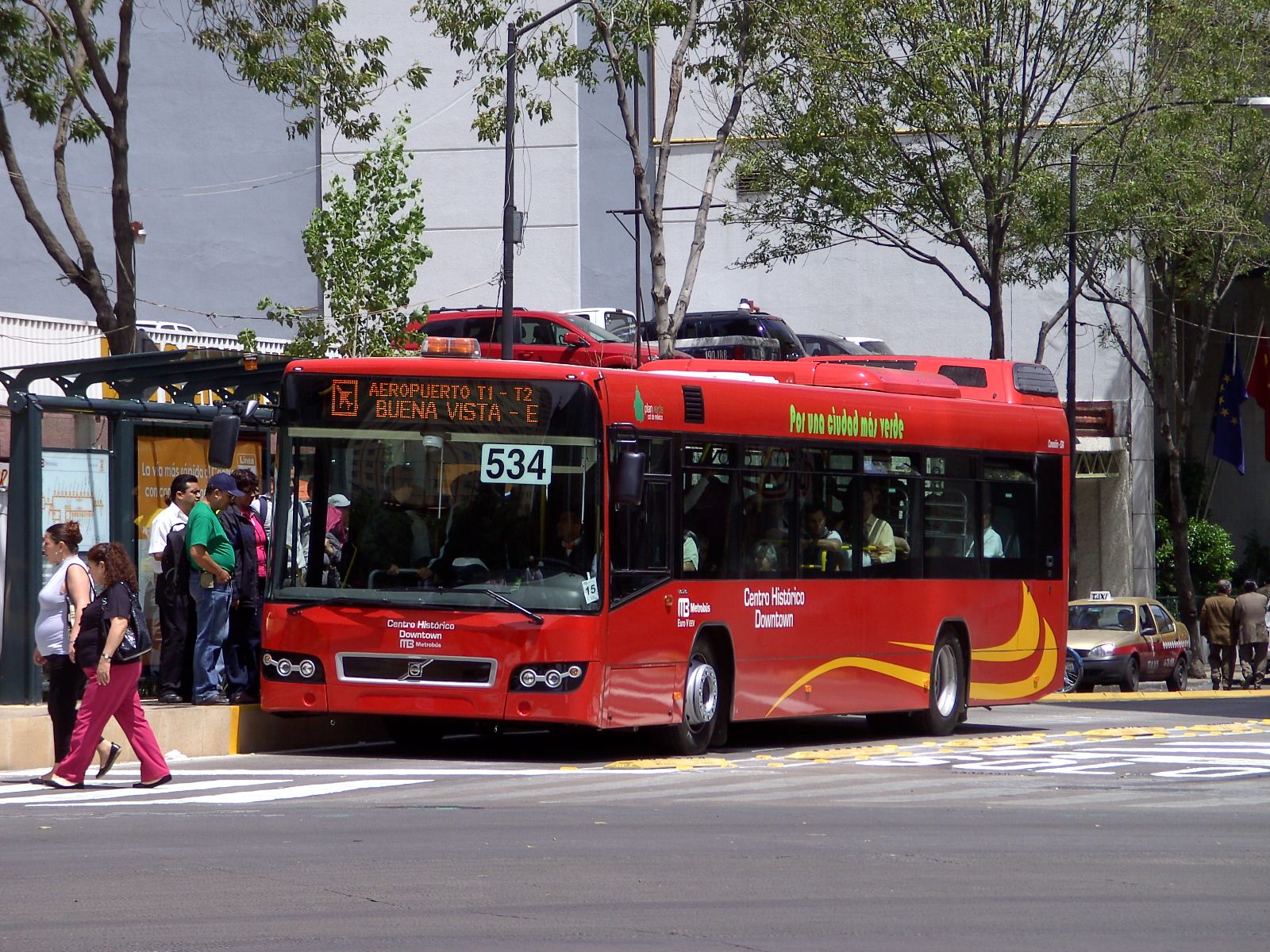Viajando en Autobus: Metrobus, el futuro ya nos alcanzo