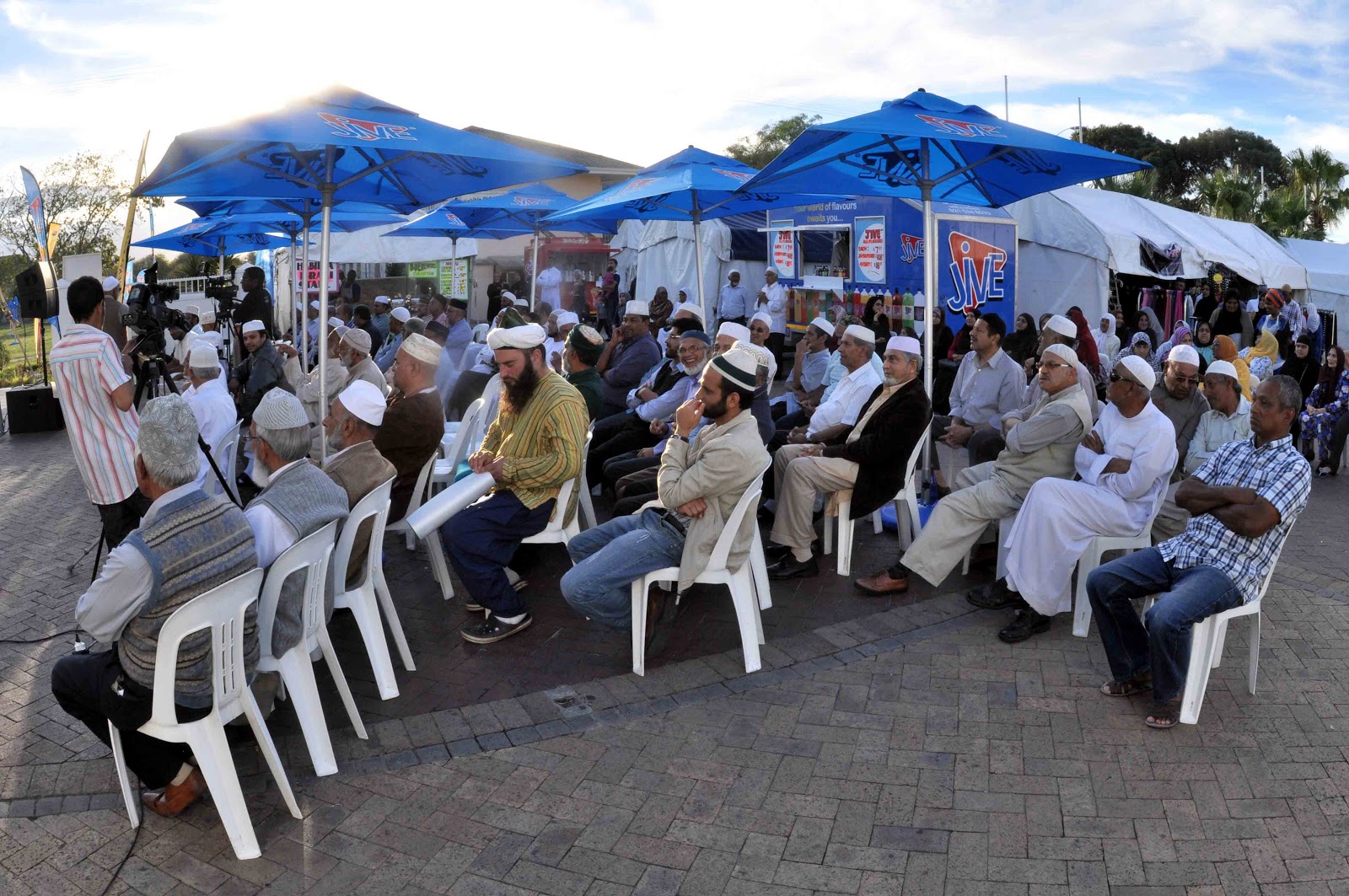 Surfing Behind the Wall: Habibia celebrates 100