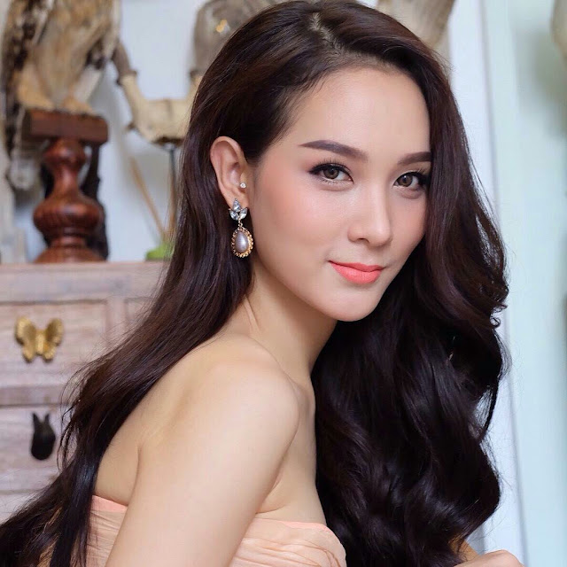 Mo Jiratchaya – Most Beautiful Thailand Ladyboys - TG Beauty