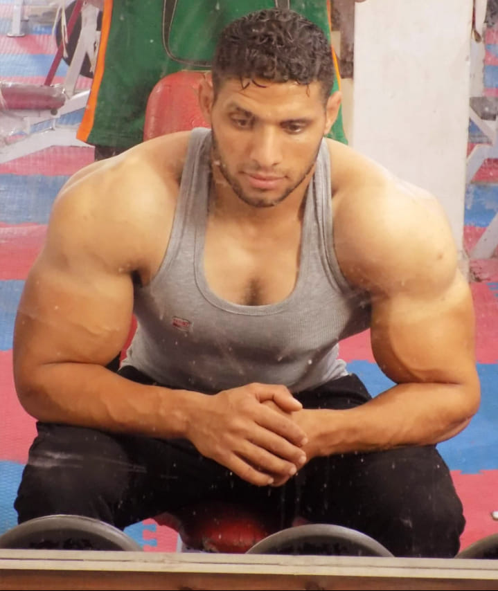 world bodybuilders pictures: egyptian bodybuilder kazim muhammad from ...
