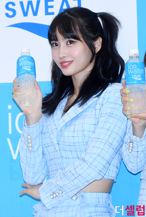 Joe's Twice Photo Blog: 190612 'Pocari sweat' TWICE fan sign event 200 pictures