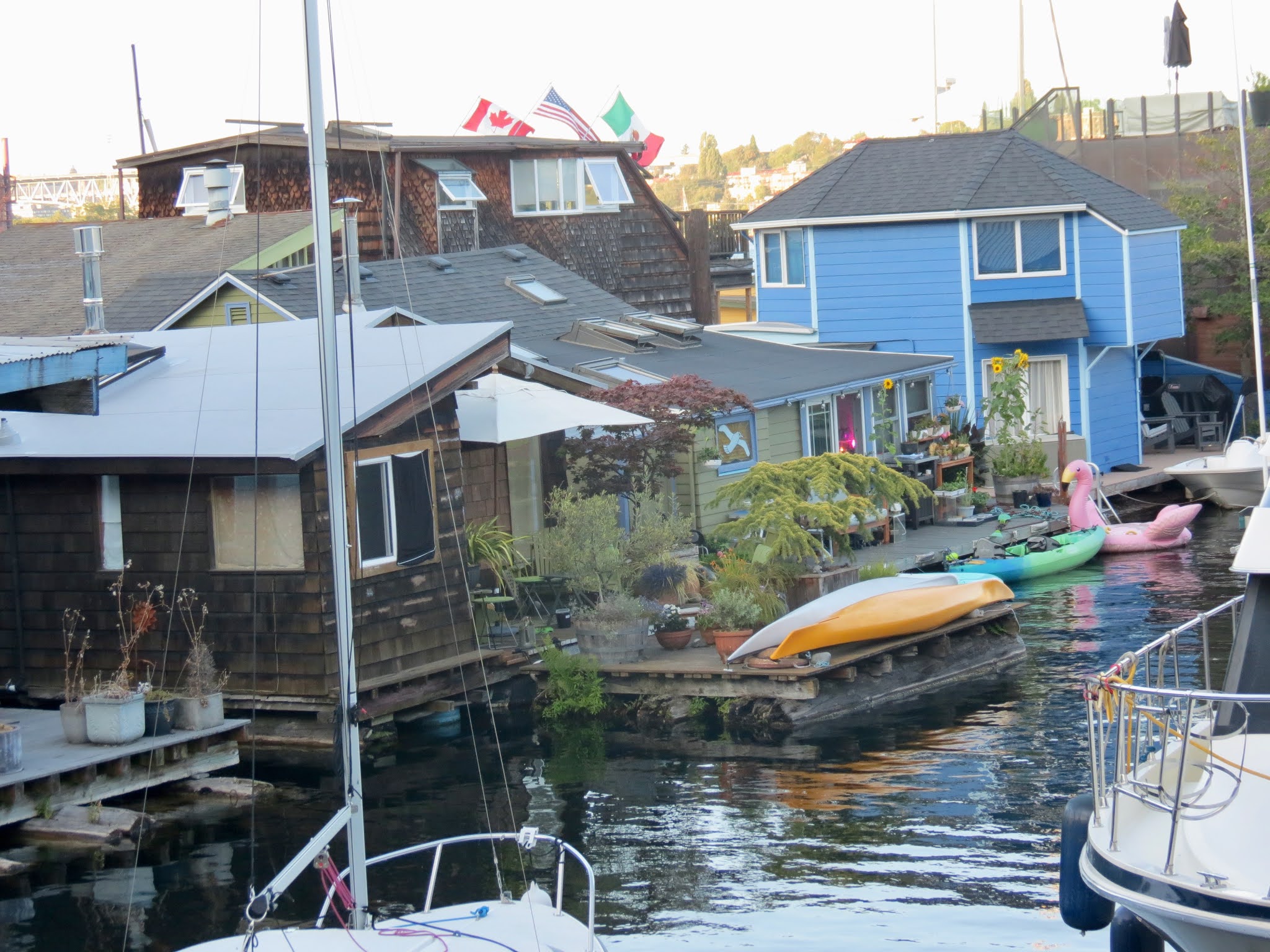 Nau speak: Seattle: August walk around Lake Union