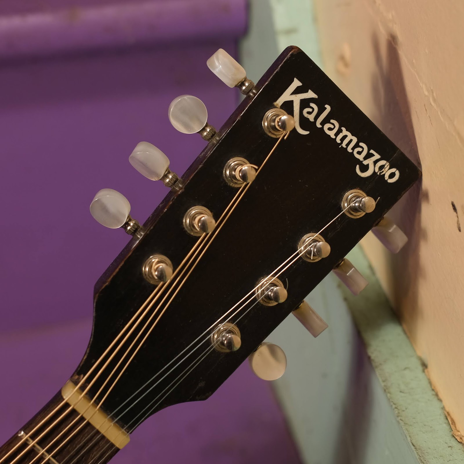 1933 Kalamazoo (Gibson-made) KM-11 Flaback Mandolin