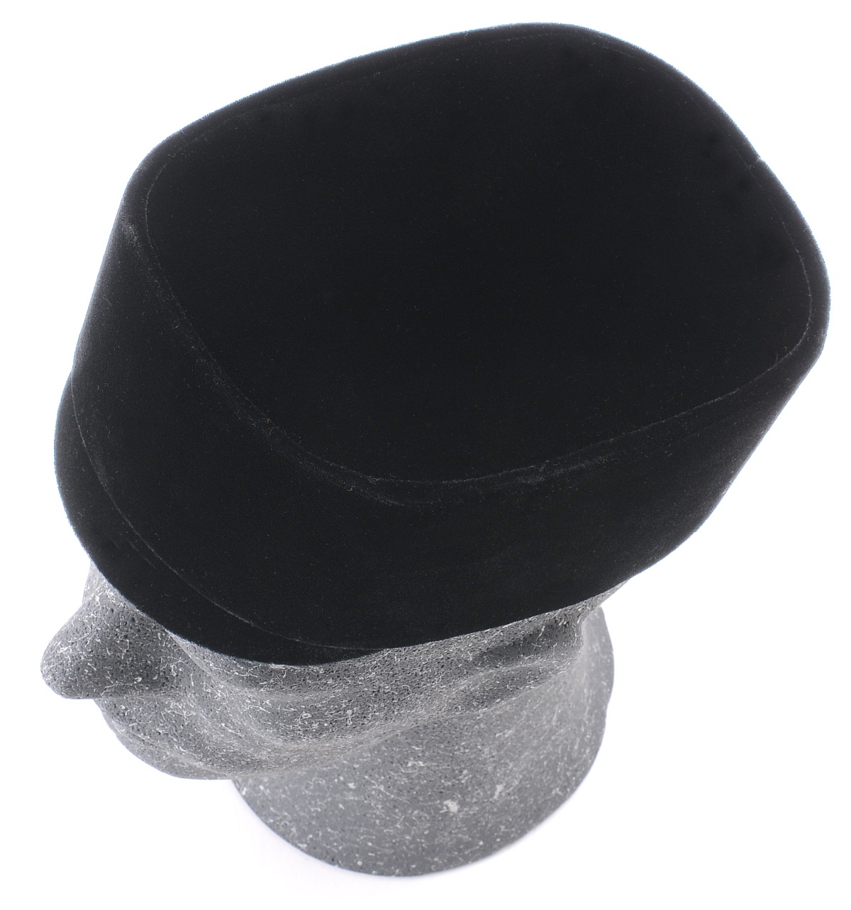 The Philippi Collection: The Jewish Kasket or Kasketel (קאסקעט קאסקעטל)