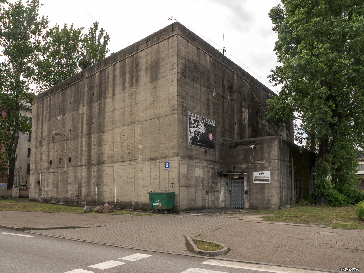 SABKON.COM BLOG FOTOGRAFICZNY: Schron przeciwlotniczy Nr 44* w Gdyni