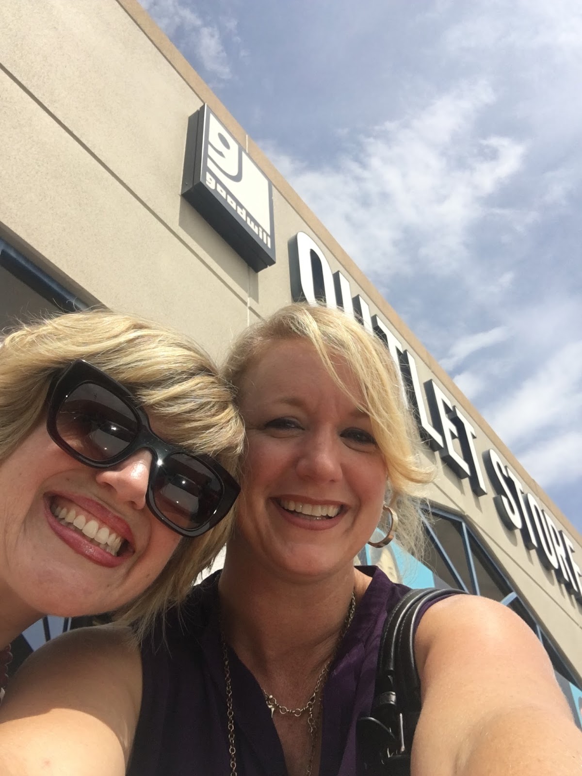 ABC Mom Style: August 2016