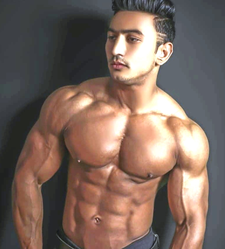 world bodybuilders pictures: lahore bodybuilder malik ali with biggest ...