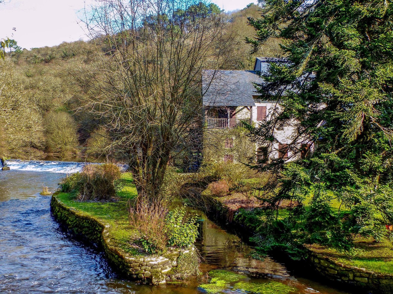 Le retour chez Canelle: Le moulin de Coet Cren