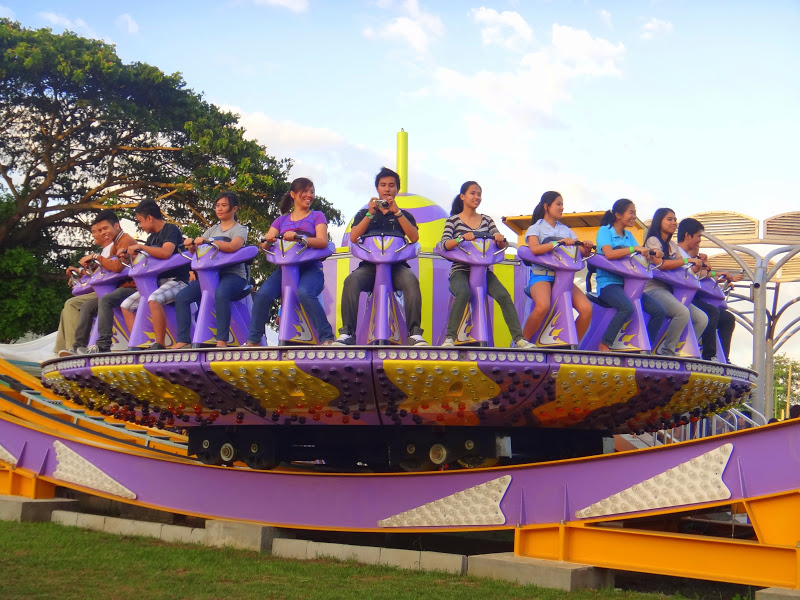 Undertakings of Mary...: Disk-O-Magic at Enchanted Kingdom