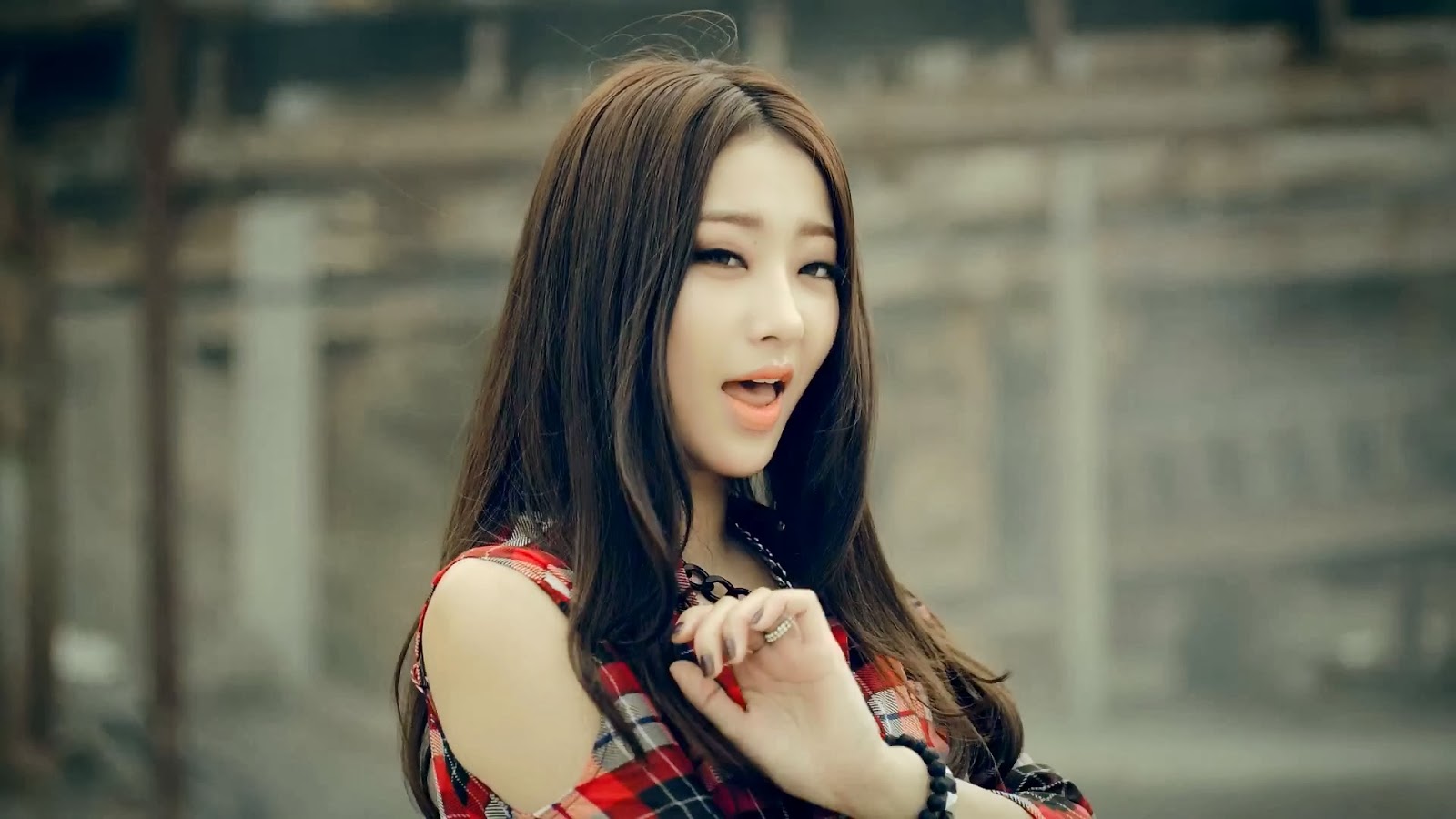 9 Muses - Gun MV + who-is-who | I say myeolchi // k-pop in greek