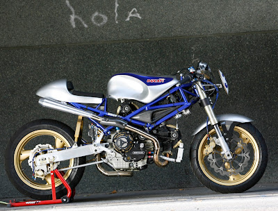 Radical Ducati S.L.: OLD BLUE (2006)