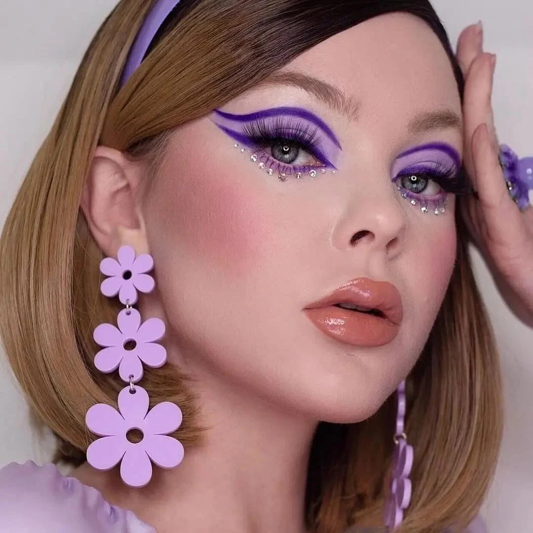45 Magazine style makeup of the day