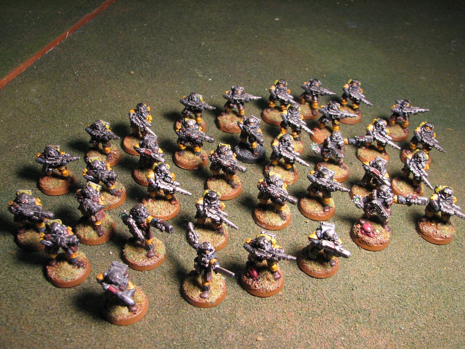15mm Sci Fi Small Soldiers: Warhammer 40K Imperial Guard Steel Legion ...