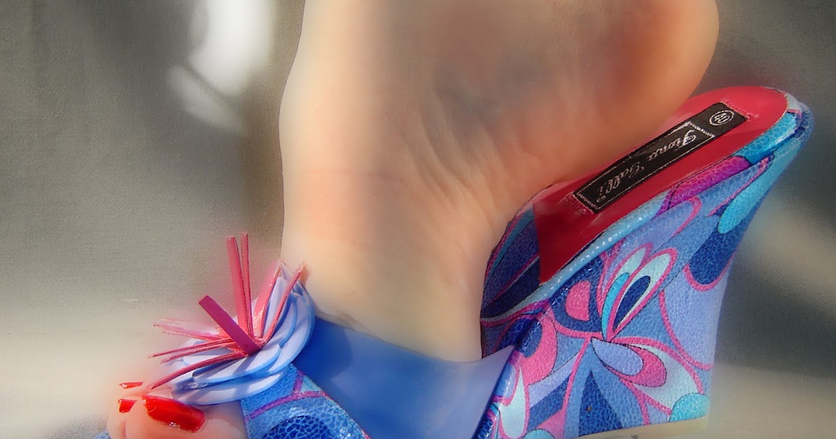 Cinderella s Foot Feet 15 cinderella-s-foot-feet-15