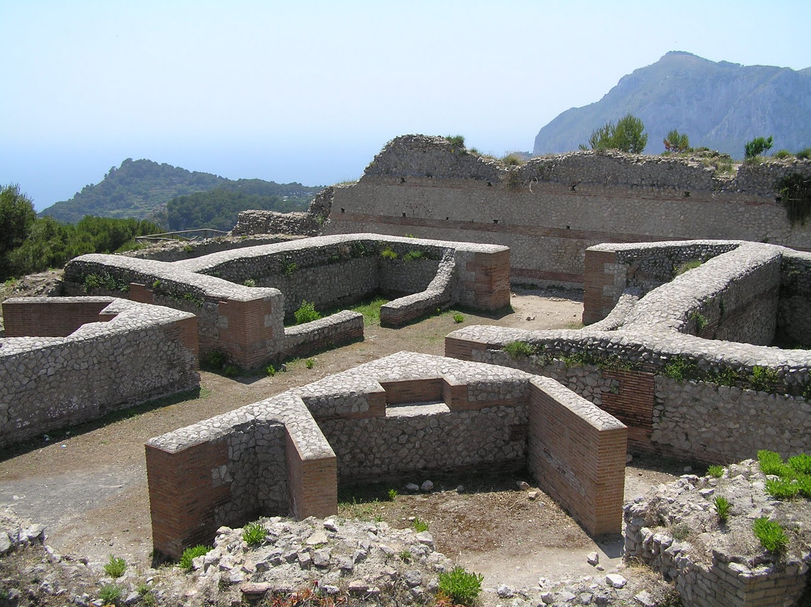 Archaeopolis / Pictures of archaeological sites / Fotos de sitios ...