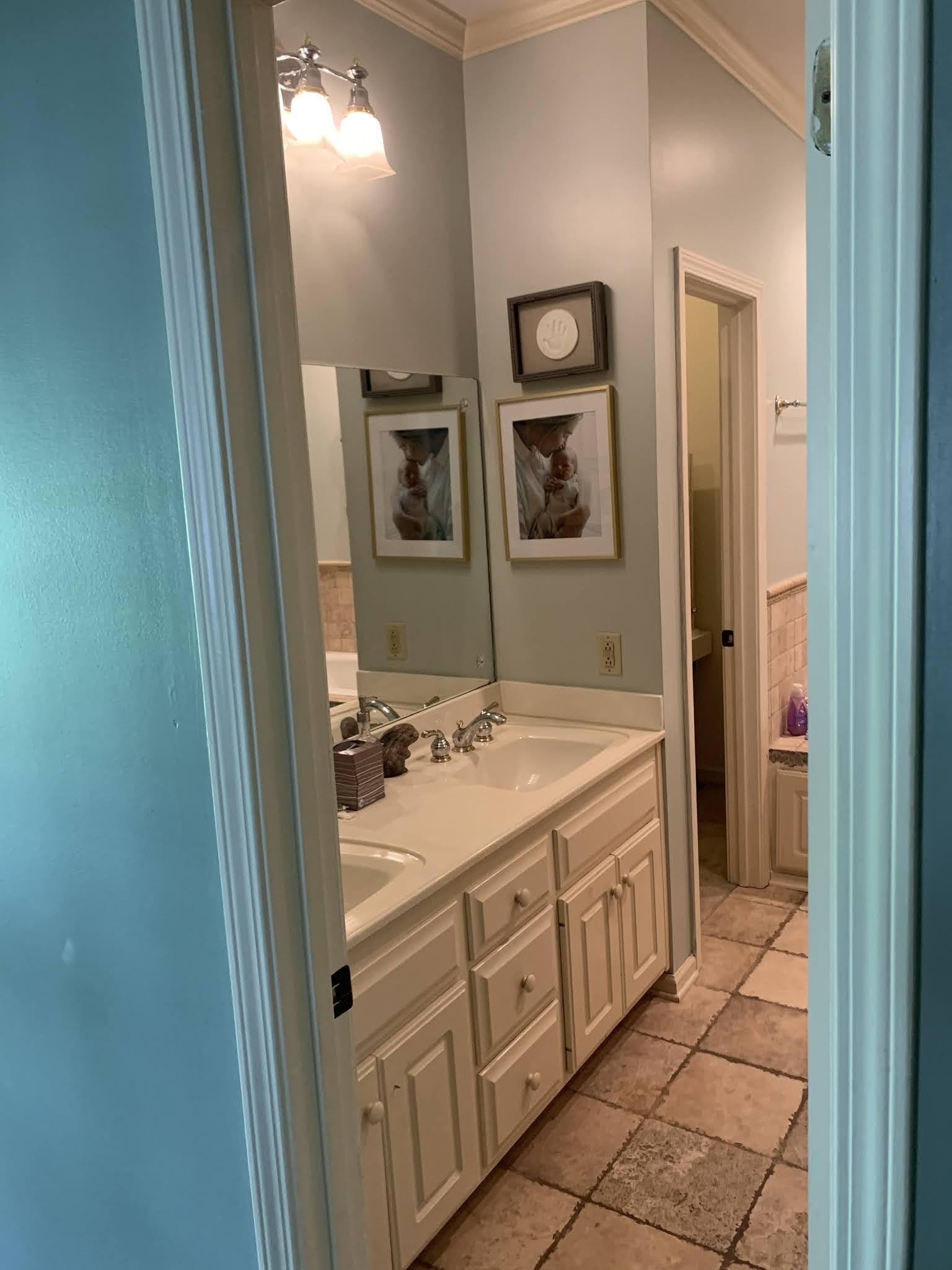 Bathroom Glow-Up 2020 | Holly Harrell