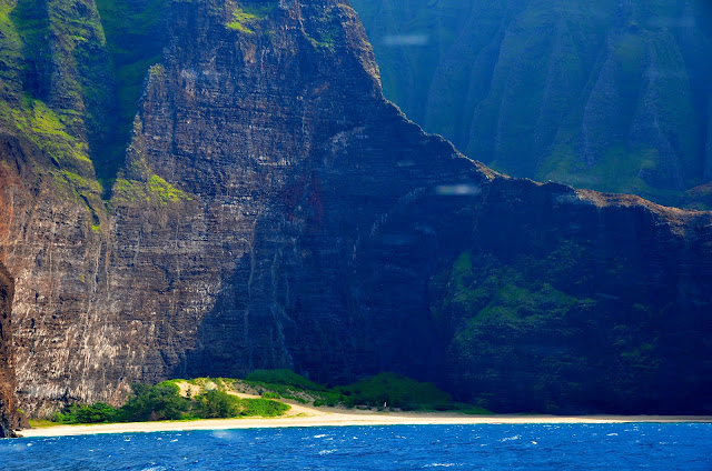 six hours on sunday: Na Pali Coast
