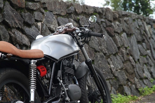 Honda CB250RS Cafe Racer by Drew Mansini - Lsr Bikes