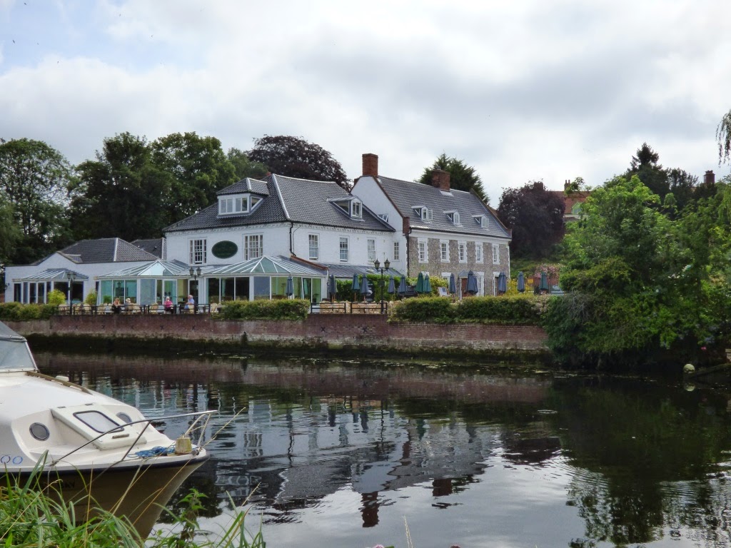 Out and About: Beccles to Geldeston circular walk