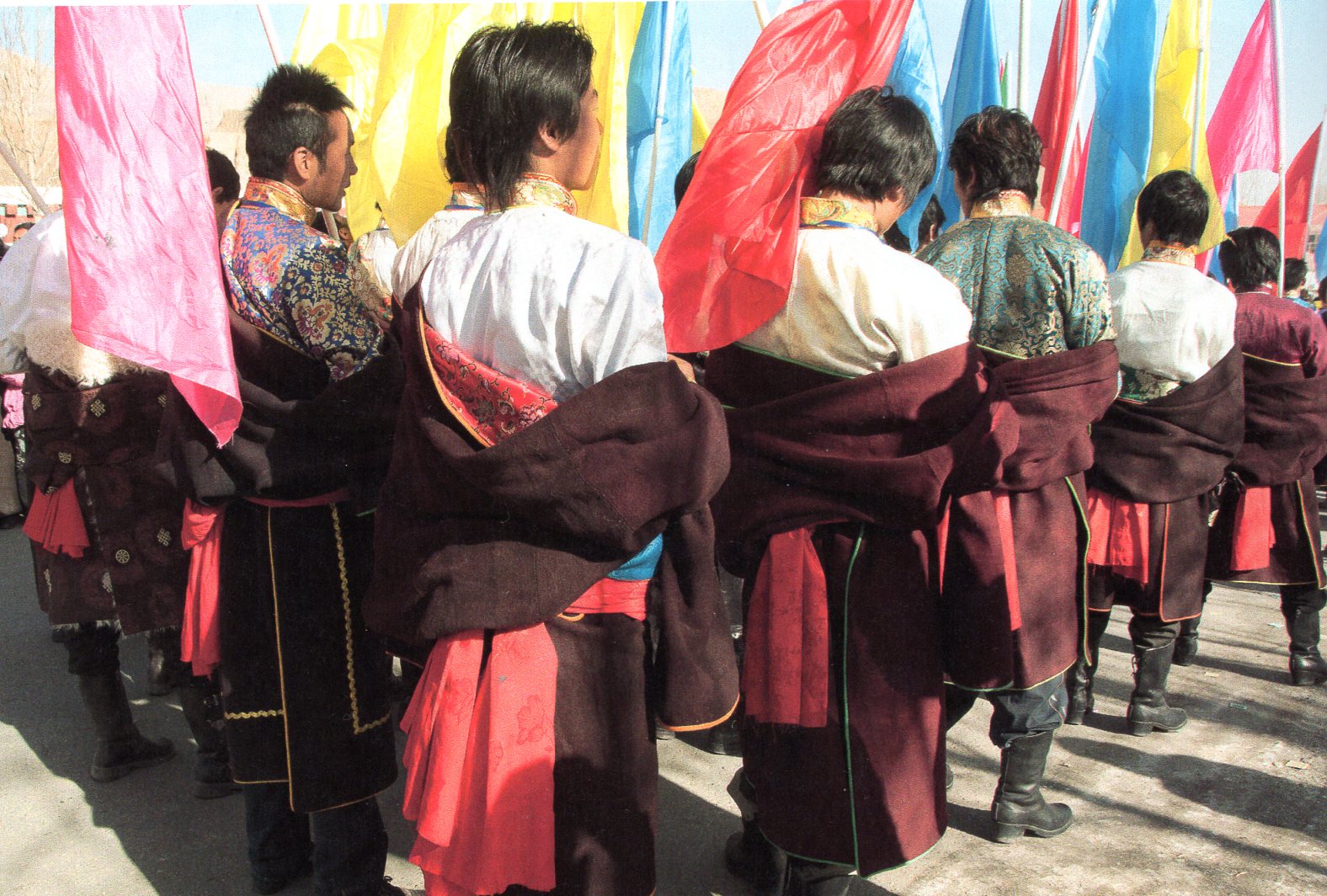 FolkCostume&Embroidery: June 2020