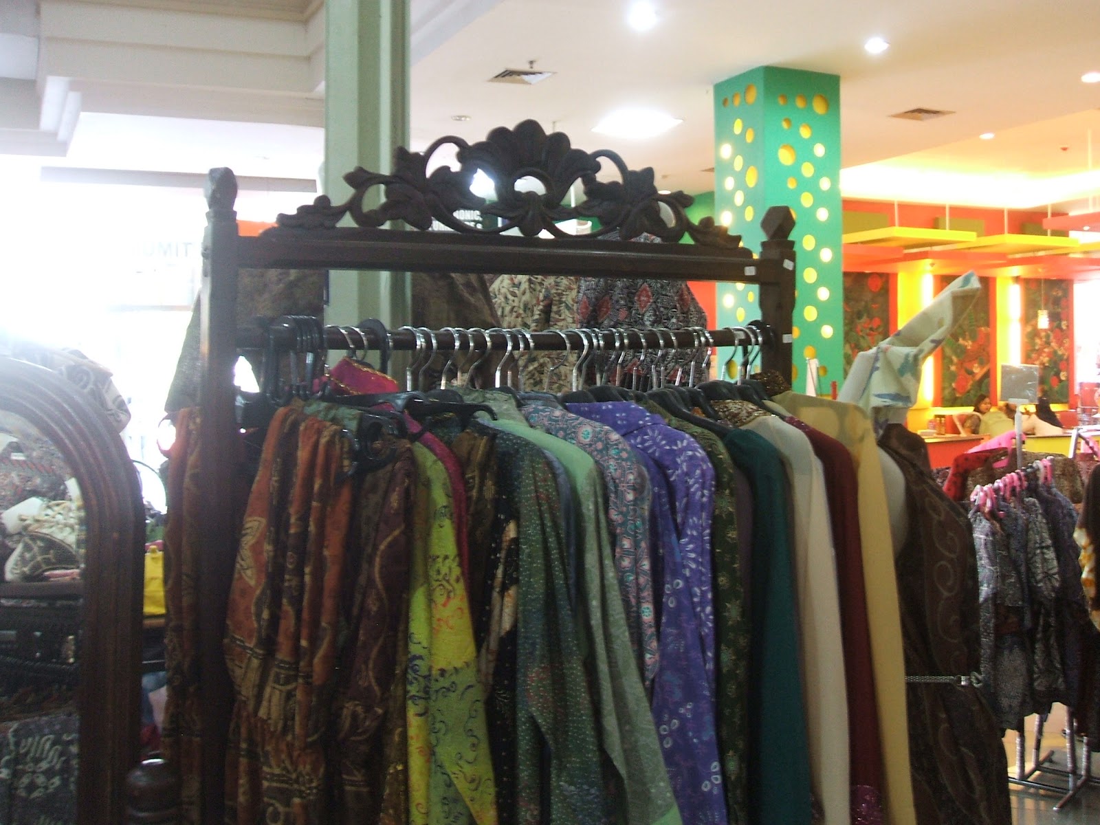 Alluz Batik - Catalog Product: Foto Gawangan Batik Ukir