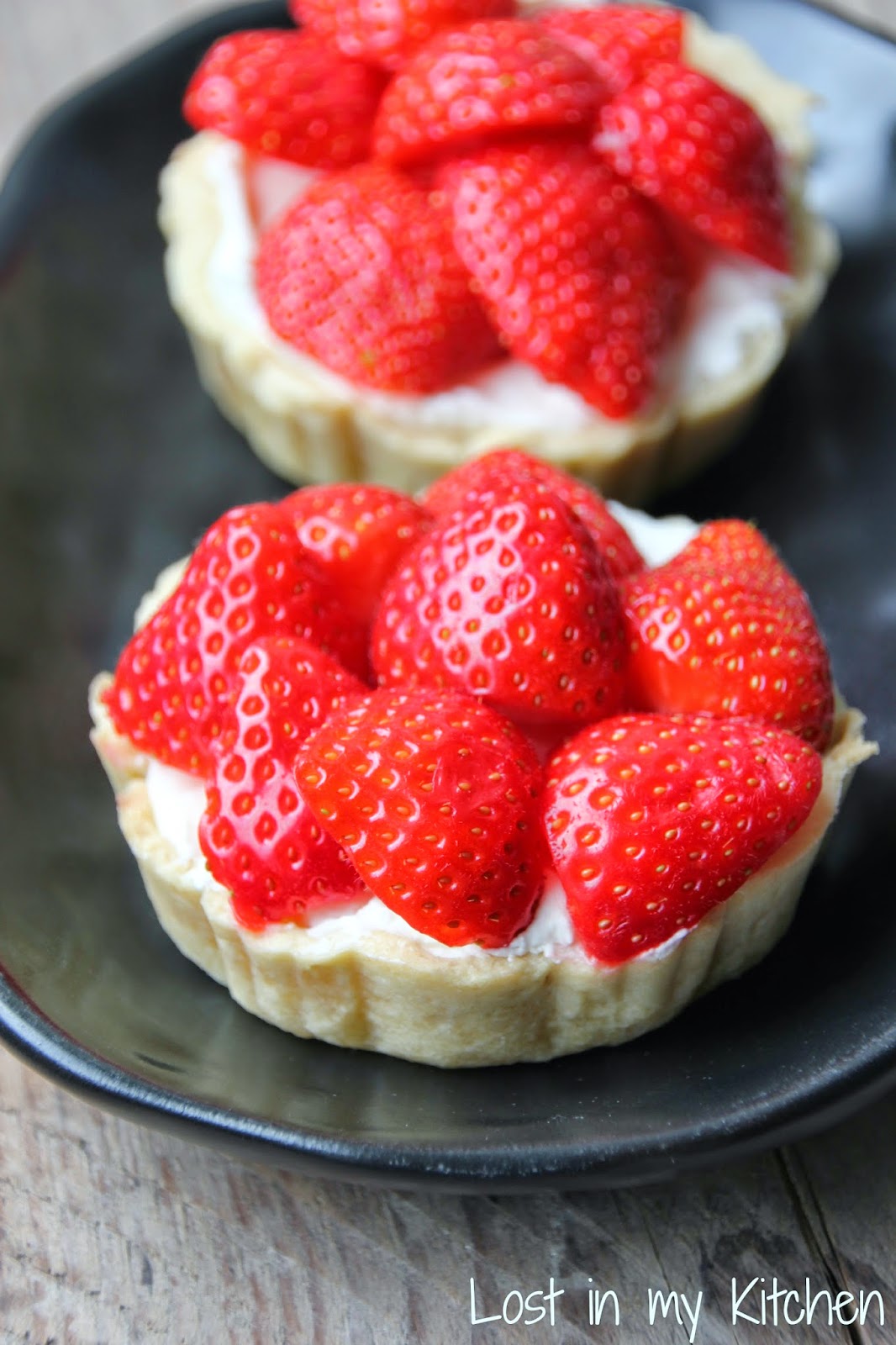 Lost in my Kitchen: Tartelettes aux fraises sur chantilly citron vert