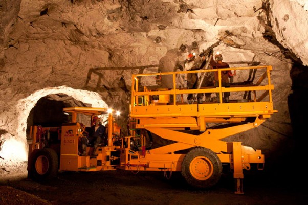 Miscellaneous Heavy Equipment For Underground Mines | CranePedia
