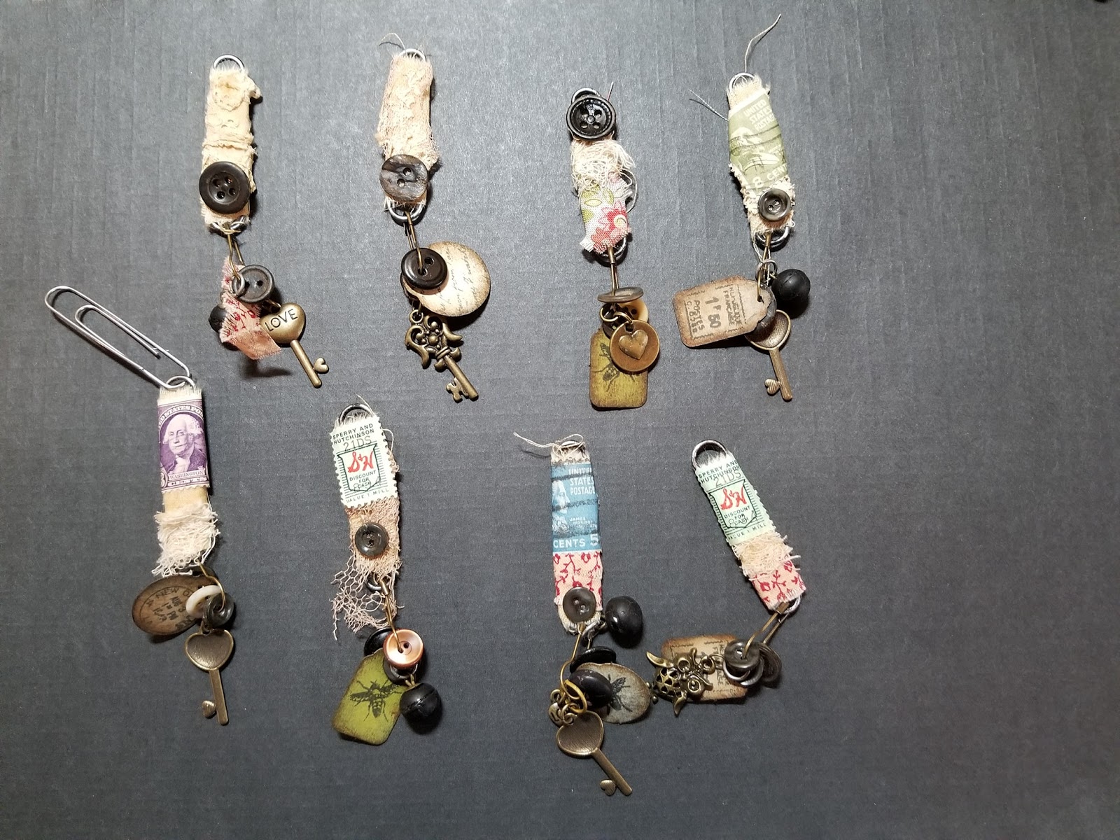 Junk Journal Penpals: A week of Dingle Dangles