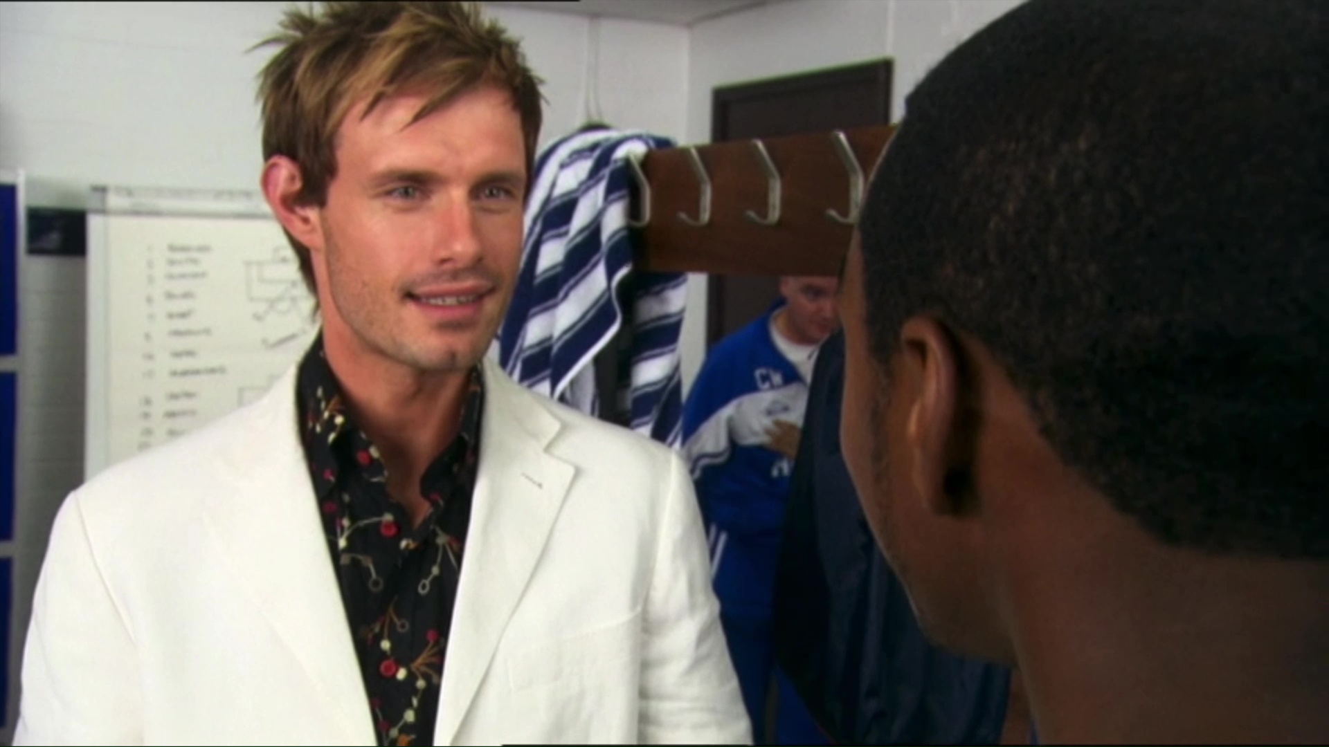 ausCAPS: Marcel McCalla shirtless in Footballers' Wives 3-06 "Episode #3.6"