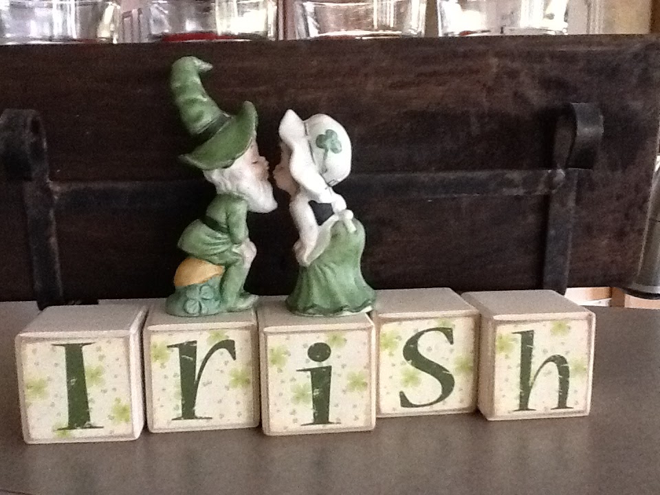 Kitty's Kozy Kitchen: Irish Decor