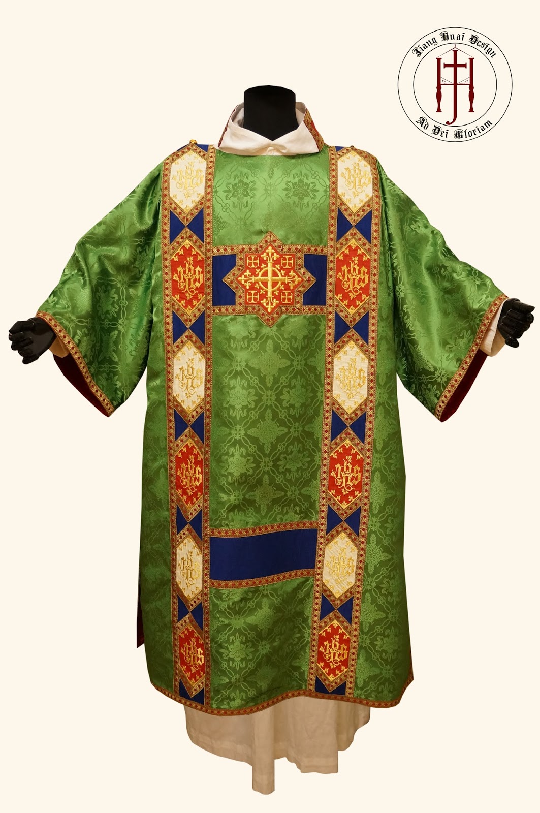Holy Name - Dalmatic/Tunicle