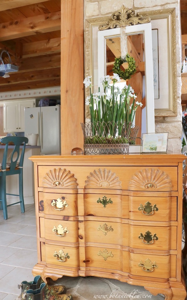 Botanic Bleu: Breath of Spring | French Country Wire Basket