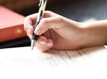 Write high quality college assignments with these tips - Zahid Notes