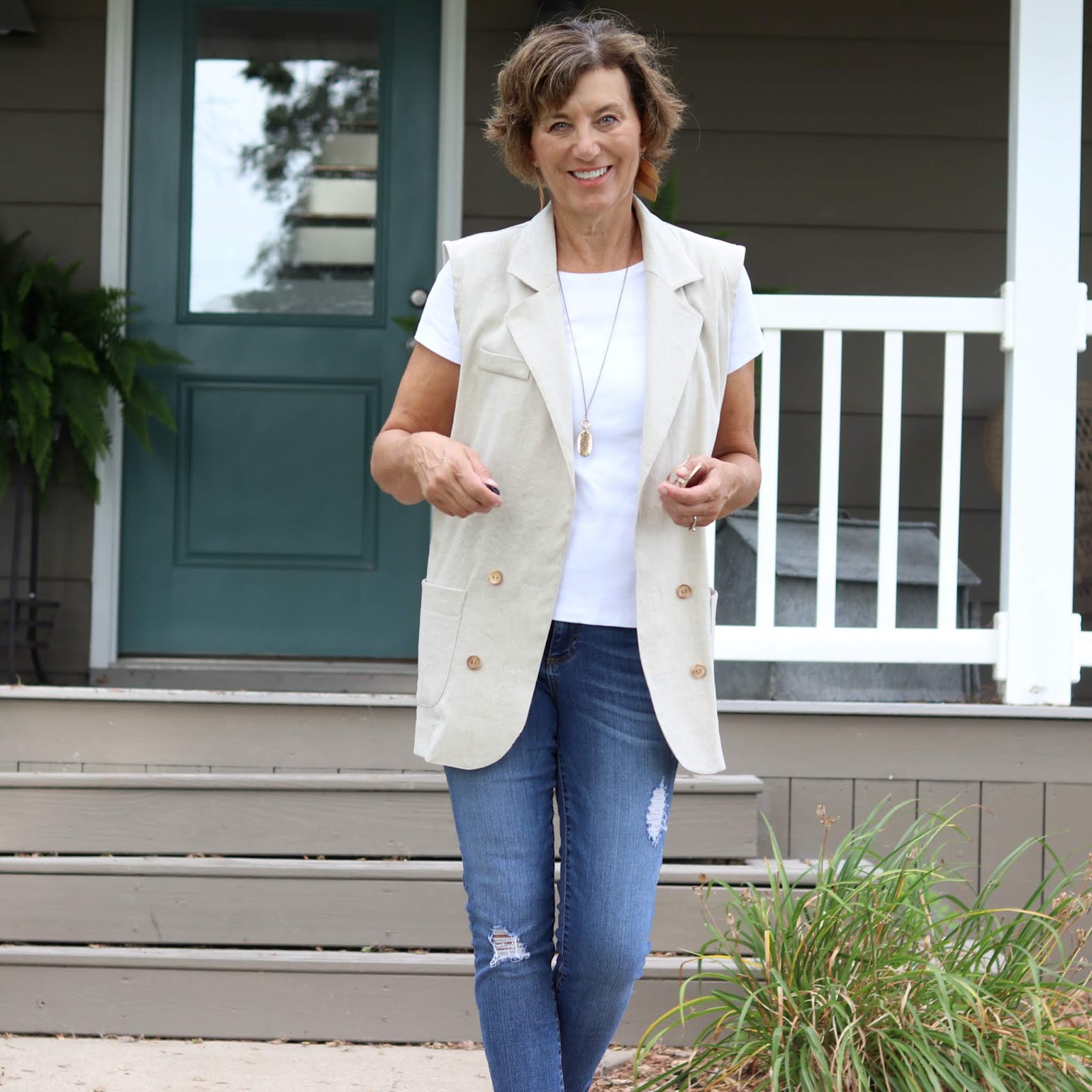 Girls in the Garden: Simplicity 1756- Mood Fabrics' Metallic Linen