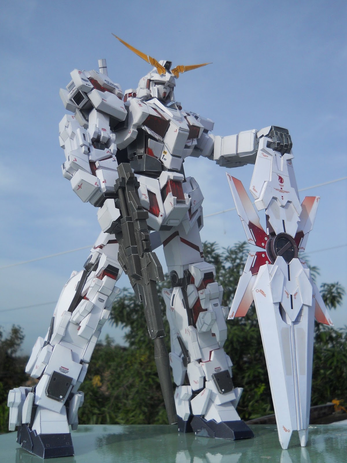 GUNDAM GUY: Gundam Papercraft: Unicorn Gundam [Updated 2/16/13]
