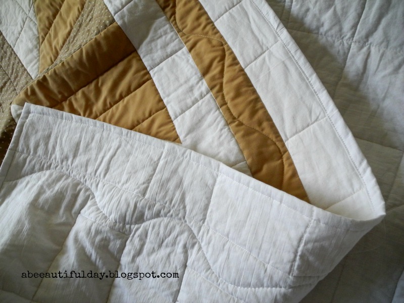 A Beautiful Day : How to finish the quilt - The Self binding method